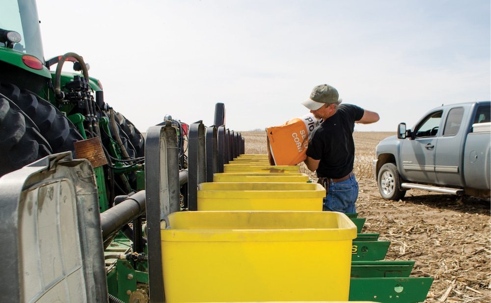 Attaining Planting Perfection with a Decisive, Flexible Strip-Tilling ...